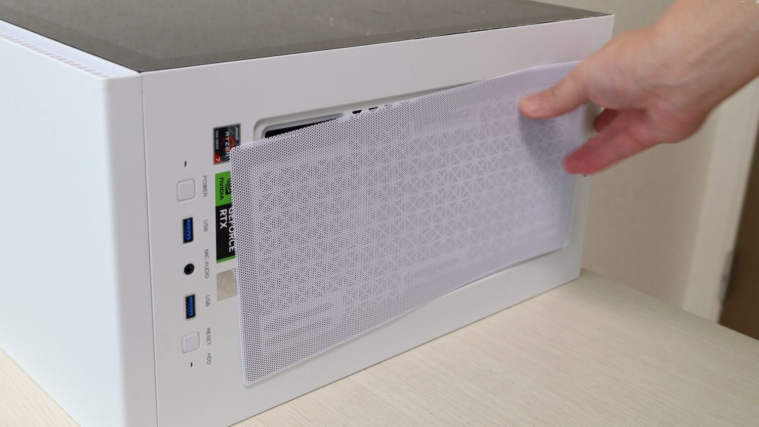 ドスパラTHIRDWAVE(サードウェーブ)Lightning-G AV-Ti7W実機レビュー|20万円台のゲーミングPC